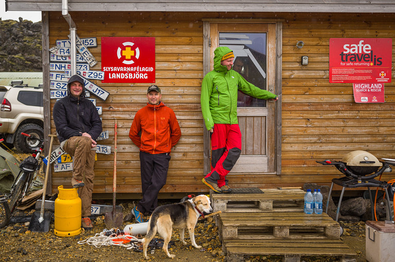 What to Wear: The Definitive Clothing Guide for Landscape Photography ...